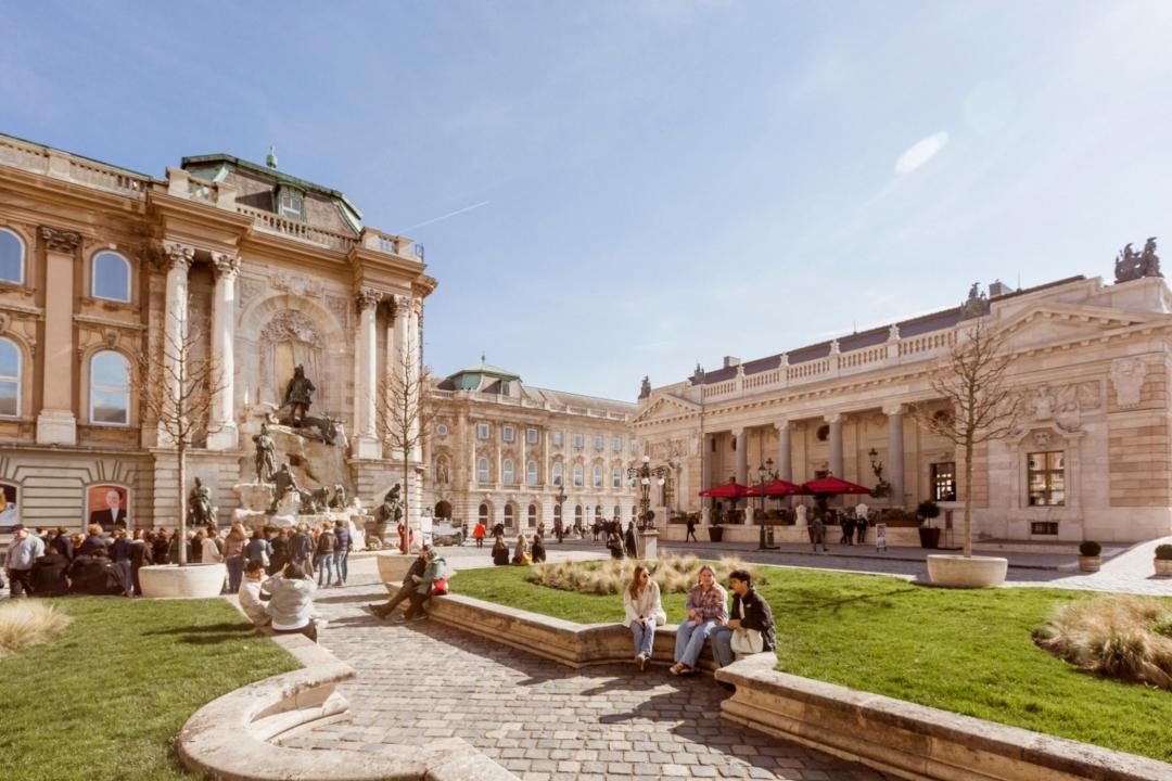 Tales, legends and historical stories about the Buda Castle