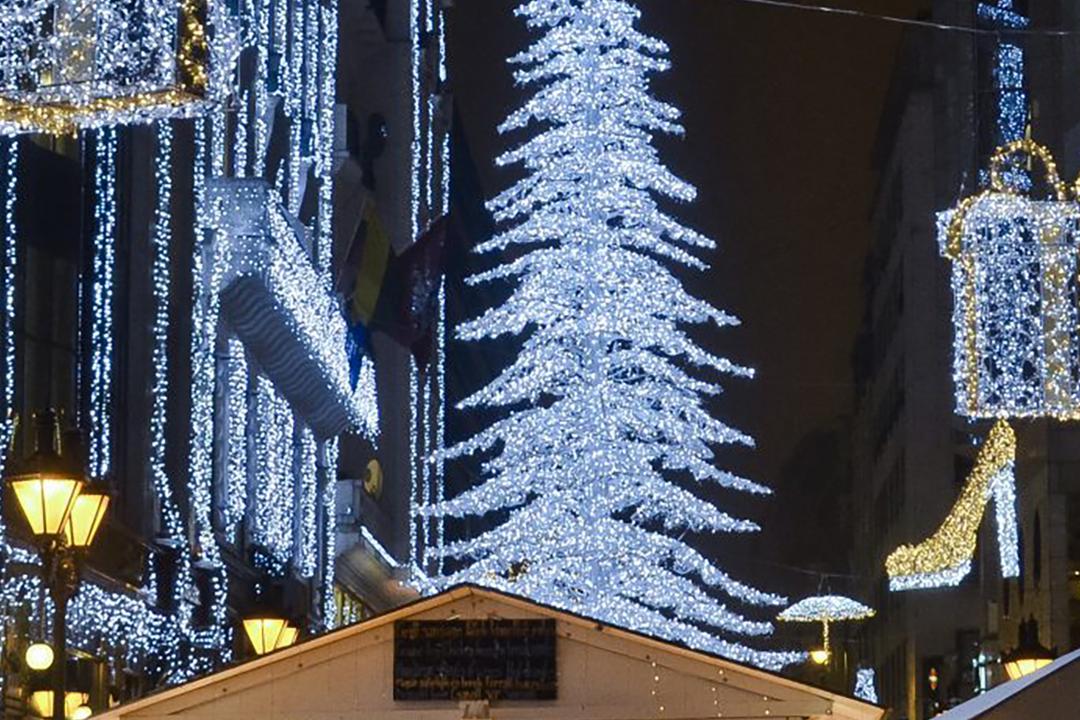 La capitale scintille de mille feux : ces marchés de Noël vont vous ...